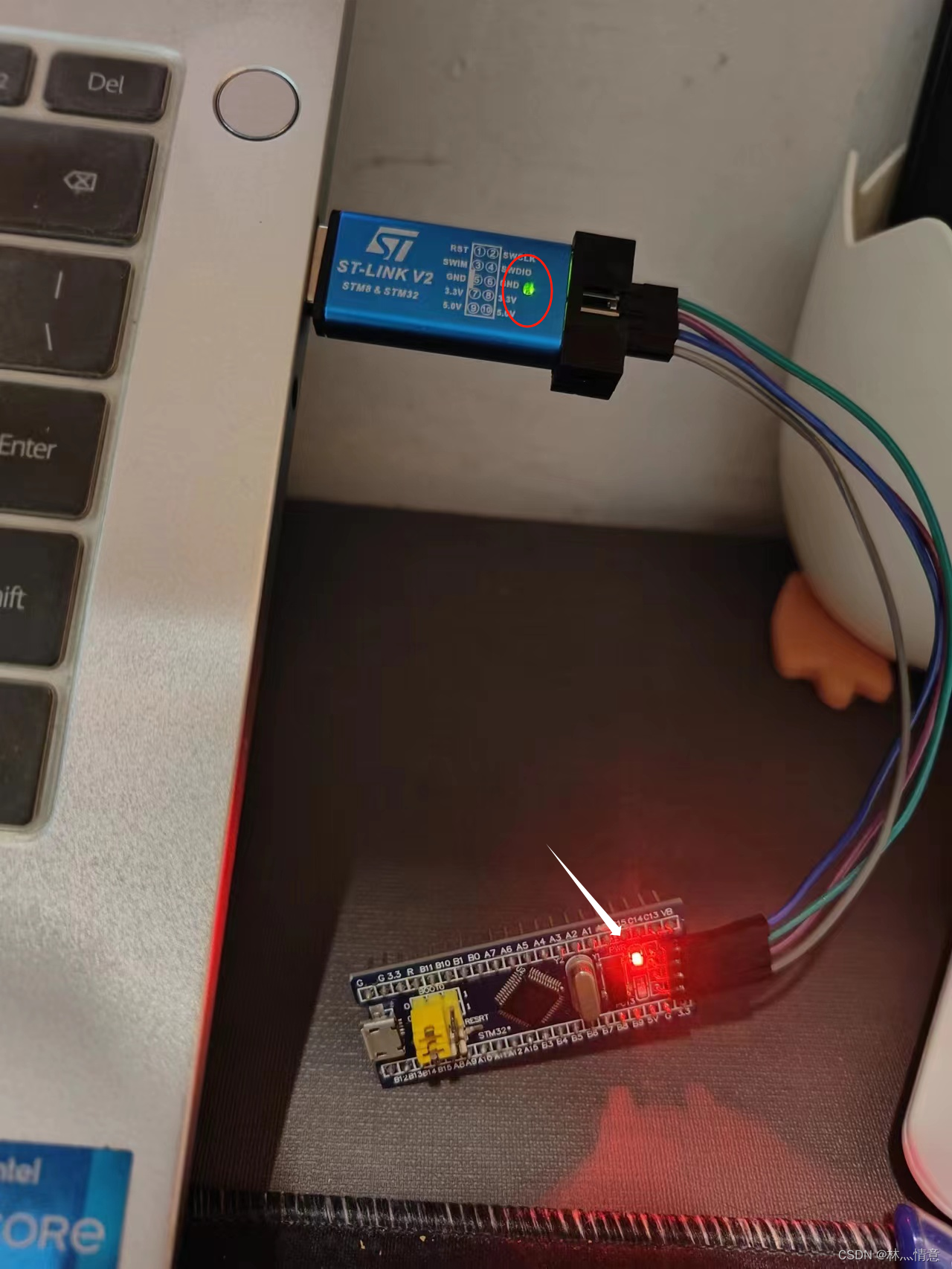 stm32芯片点亮LED灯（实物仅芯片）入门级+软件示波器查看输出_stm32led-CSDN博客