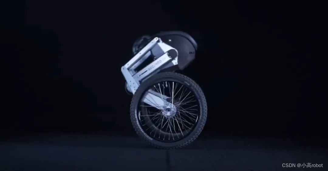 瑞士大学生造了只“轮椅精”，看到它上楼梯的姿势我下巴都掉了..._ascento pro-CSDN博客