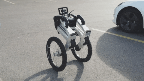 瑞士大学生造了只“轮椅精”，看到它上楼梯的姿势我下巴都掉了..._ascento pro-CSDN博客