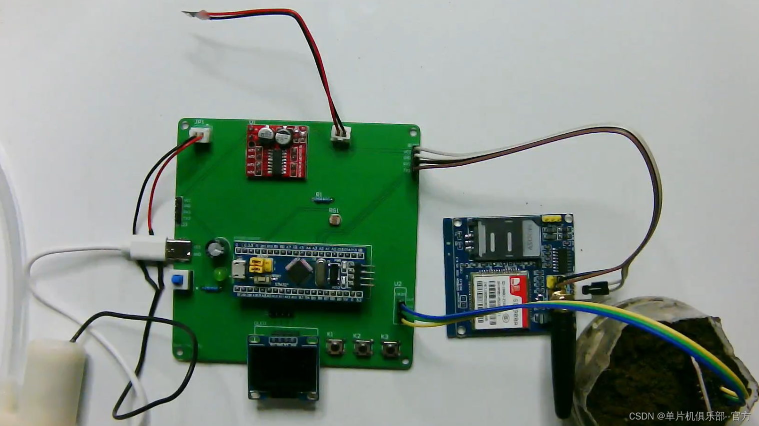 【单片机毕业设计】【mcuclub-dz-237】基于单片机的土壤湿度环境光照养殖控制系统设计_stm32f103c8t6土壤湿度检测-CSDN博客