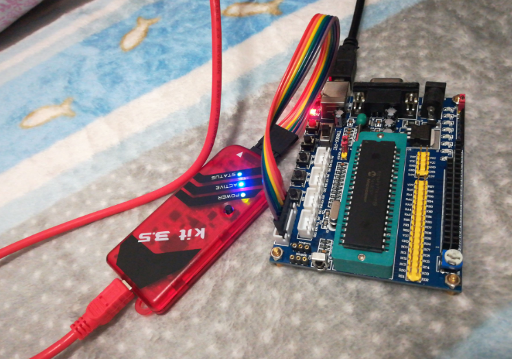 PIC16F877A第一个程序_pic16f87xa编程器-CSDN博客