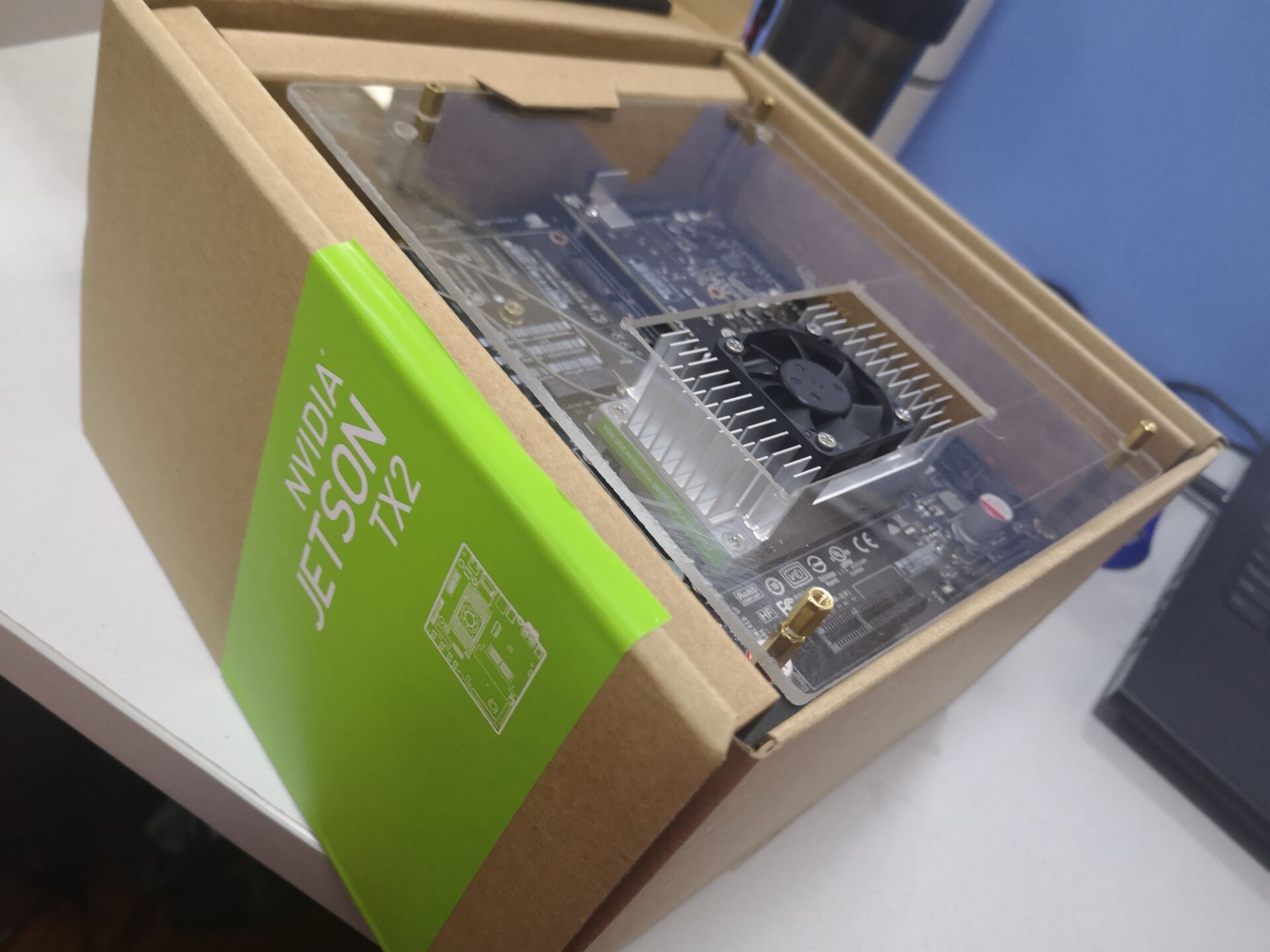 【深度学习利器之NVIDIA Jetson TX2】Jetson-TX2入门——开箱刷机跑_Gerwels_JI的博客-CSDN博客_jetson tx2 开箱
