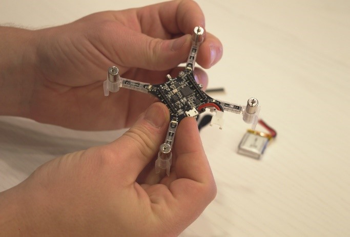 Crazyfile 2.0四翼无人机的首飞-CSDN博客