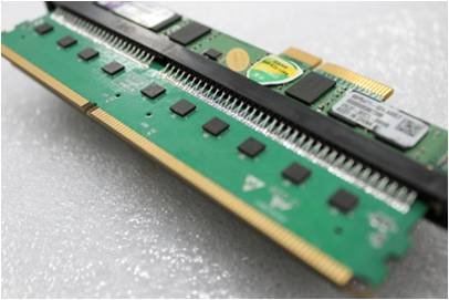 超级内存NVDIMM--要和内存说再见?Intel将推存储界新物种NVDIMM内存_0x8g1T9E的博客-CSDN博客_nvdimm和 ...
