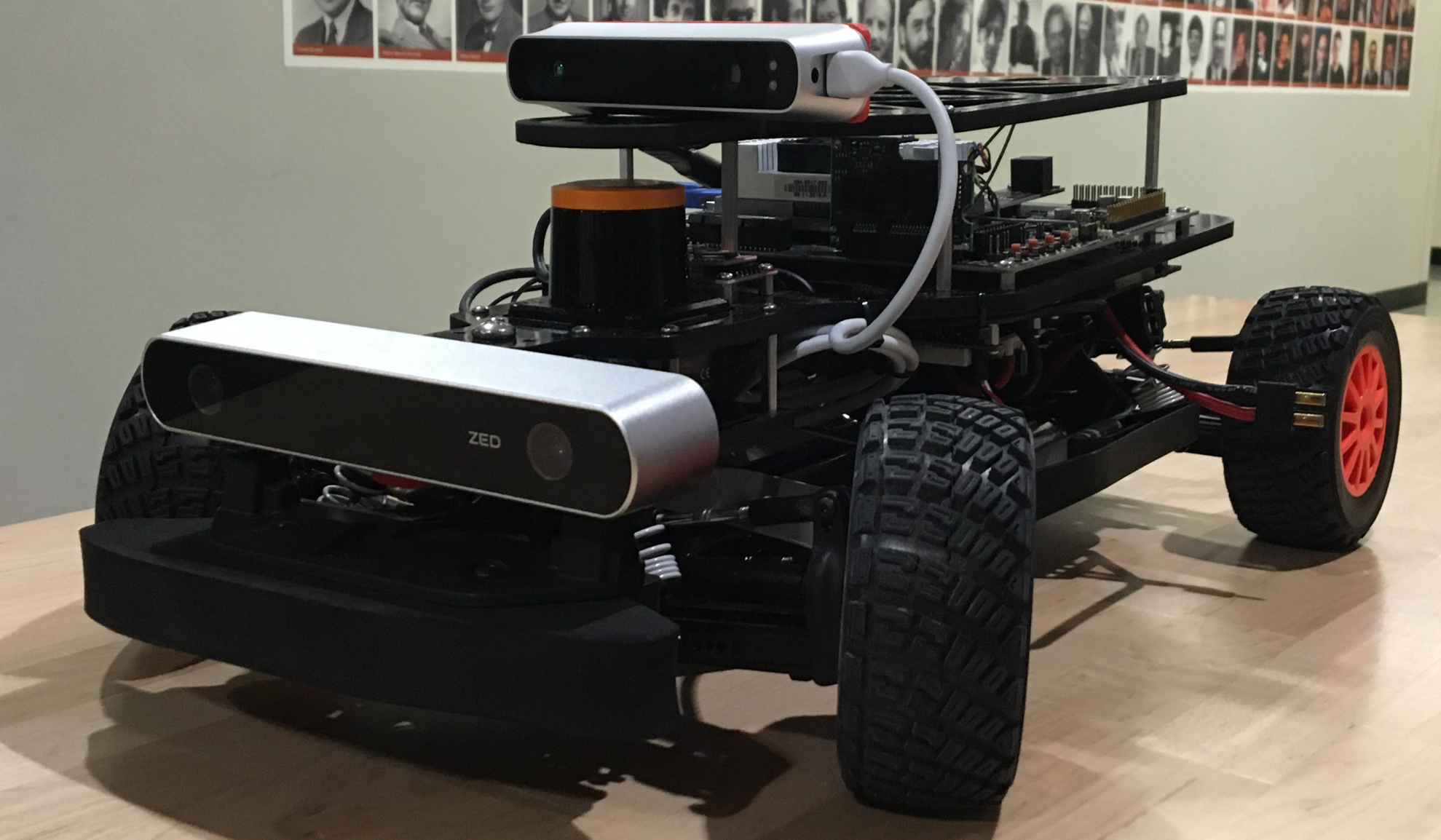 全国大学生智能汽车竞赛-室外光电组无人驾驶挑战赛-2019_智能小车竞速比赛投入多少钱-CSDN博客