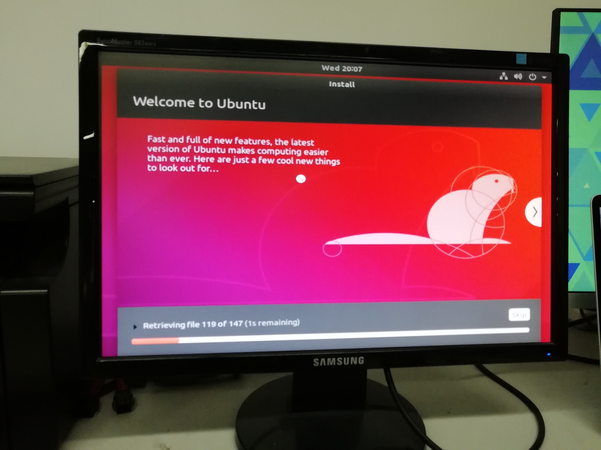服务器安装Ubuntu 18.04.2 LTS超详细步骤（小白图文详解）_crystalbang的博客-CSDN博客_服务器安装ubuntu