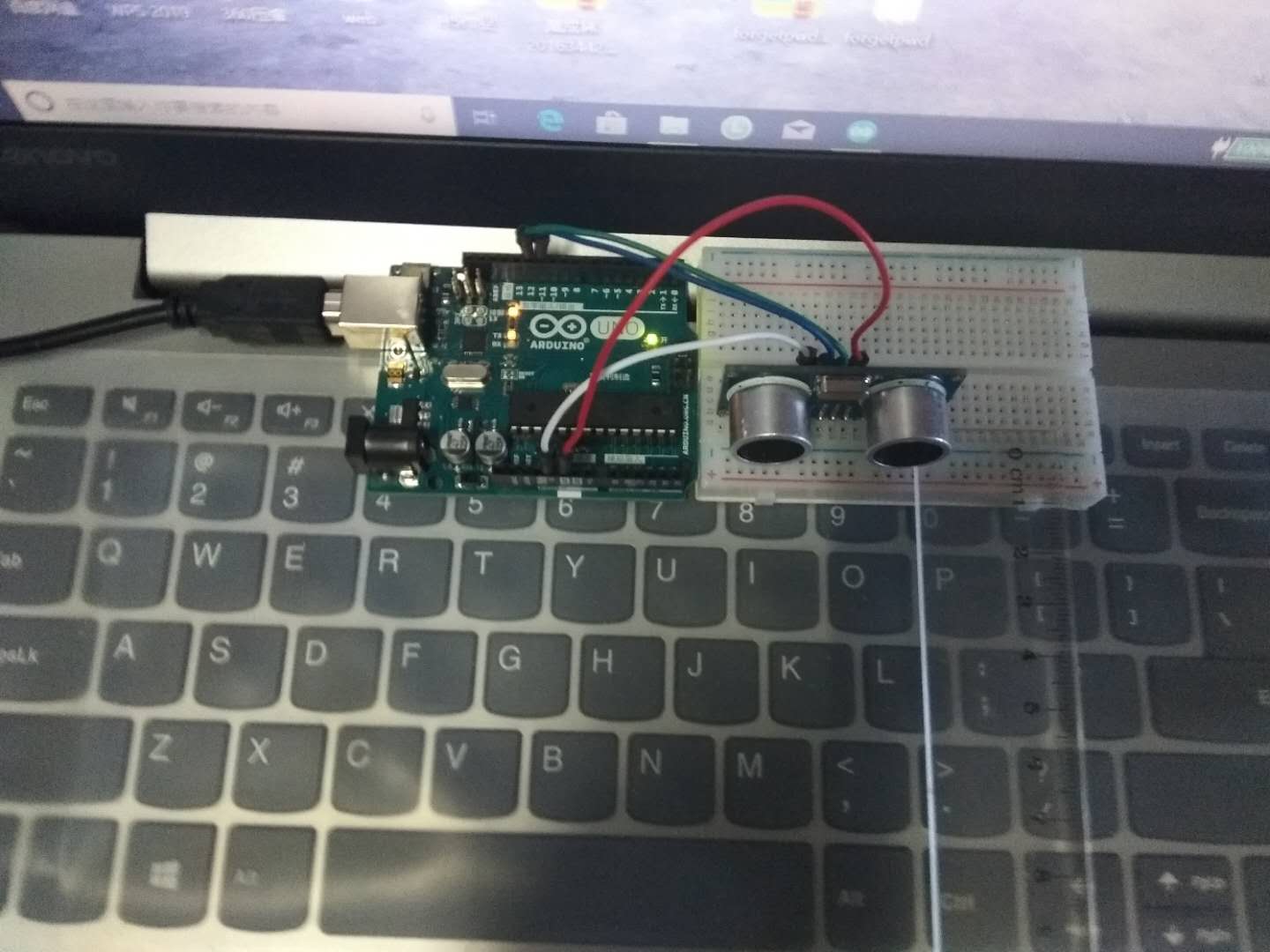 Arduino开发板使用超声波传感器HC-SR04_trigpin_成木木不能停止思考!的博客-CSDN博客