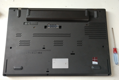 Thinkpad T460更换固态硬盘_t460拆机-CSDN博客