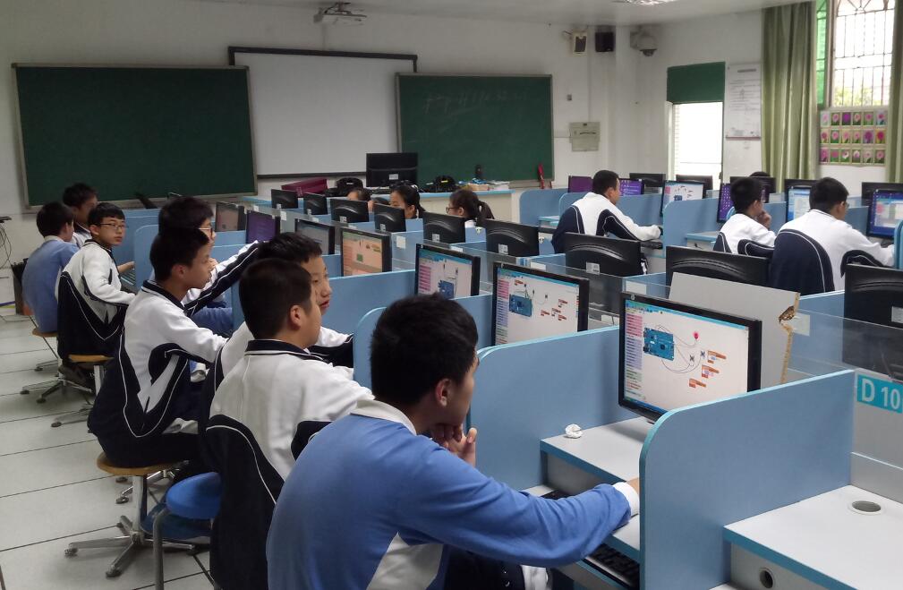 linkboy十周年：一门国产编程语言背后的故事_linkboy实例-CSDN博客