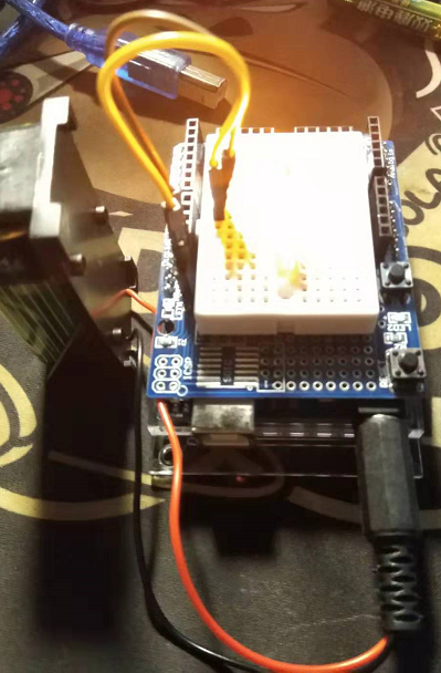 Arduino笔记 使用独立电源给arduino供电并闪灯电池给arduino供电 Csdn博客