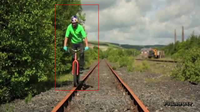 openCV自带的行人检测HOG+SVM_hog = cv2.hogdescriptor() hog.setsvmdetector(cv2.h-CSDN博客