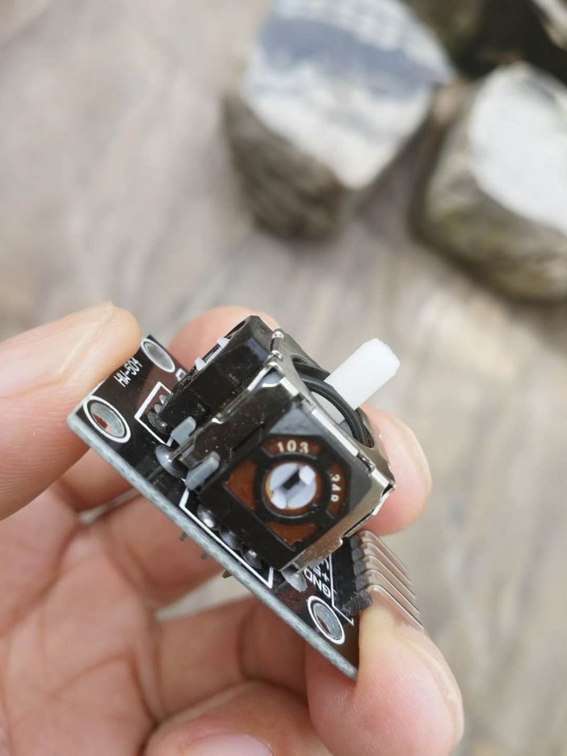 「雕爷学编程」Arduino动手做（38）——joystick双轴摇杆模块_可编程的joystick-CSDN博客