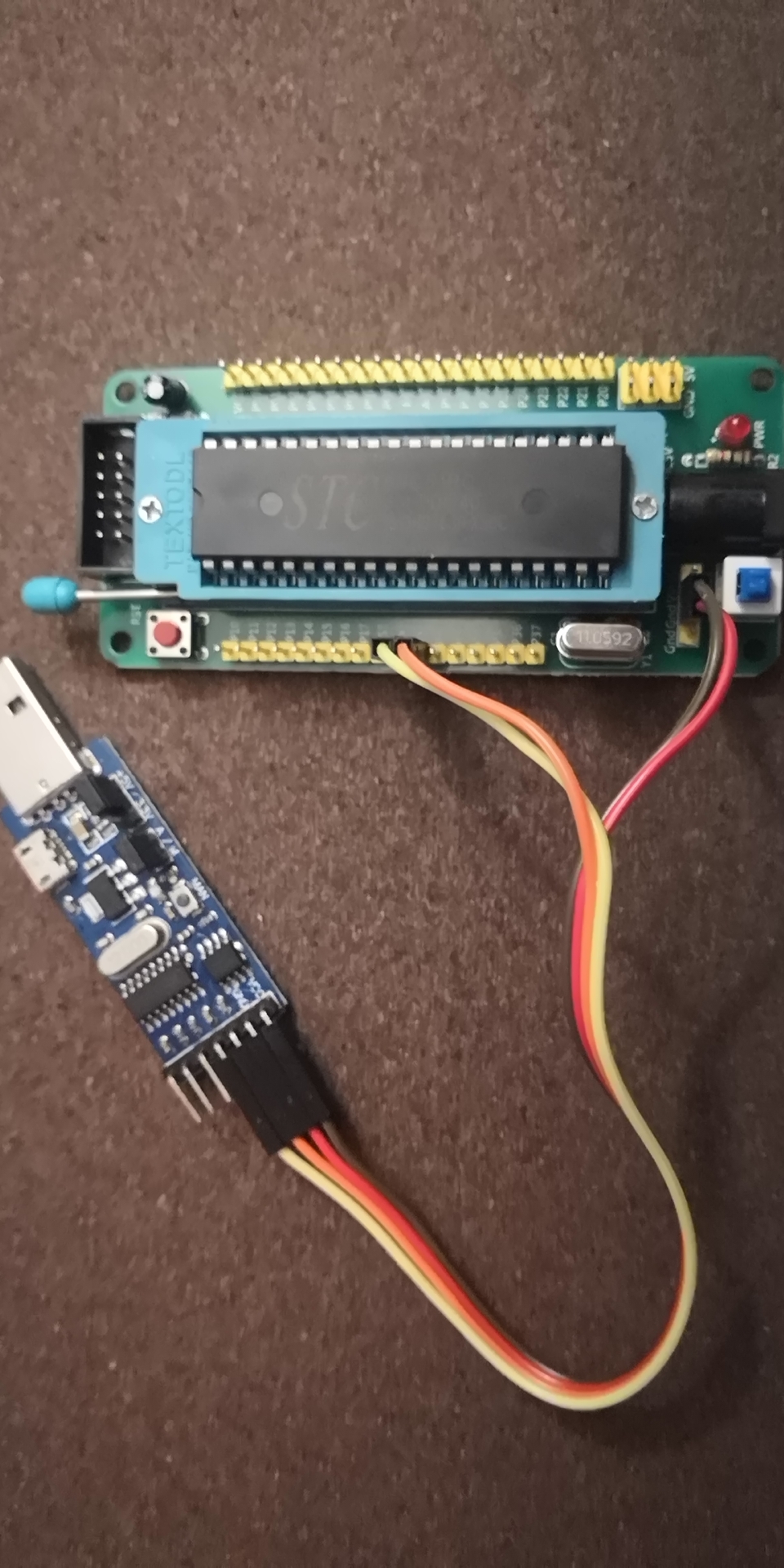 [C51]STC89C51最小板接线与烧录程序_stm89c51烧录电压-CSDN博客