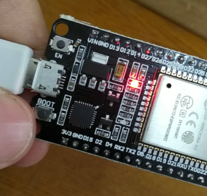 9句话描述一下乐鑫ESP32模块win7系统下ESP-IDF环境搭建和编译hello_world成功的过程_用esp32的板子编译程序时一直要按boot键嘛-CSDN博客