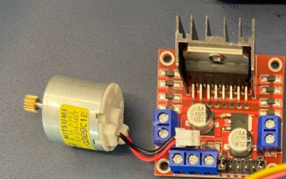 使用PWM输出驱动L298N驱动板控制电机正反转和加减速_西门子pwm外接驱动板-CSDN博客