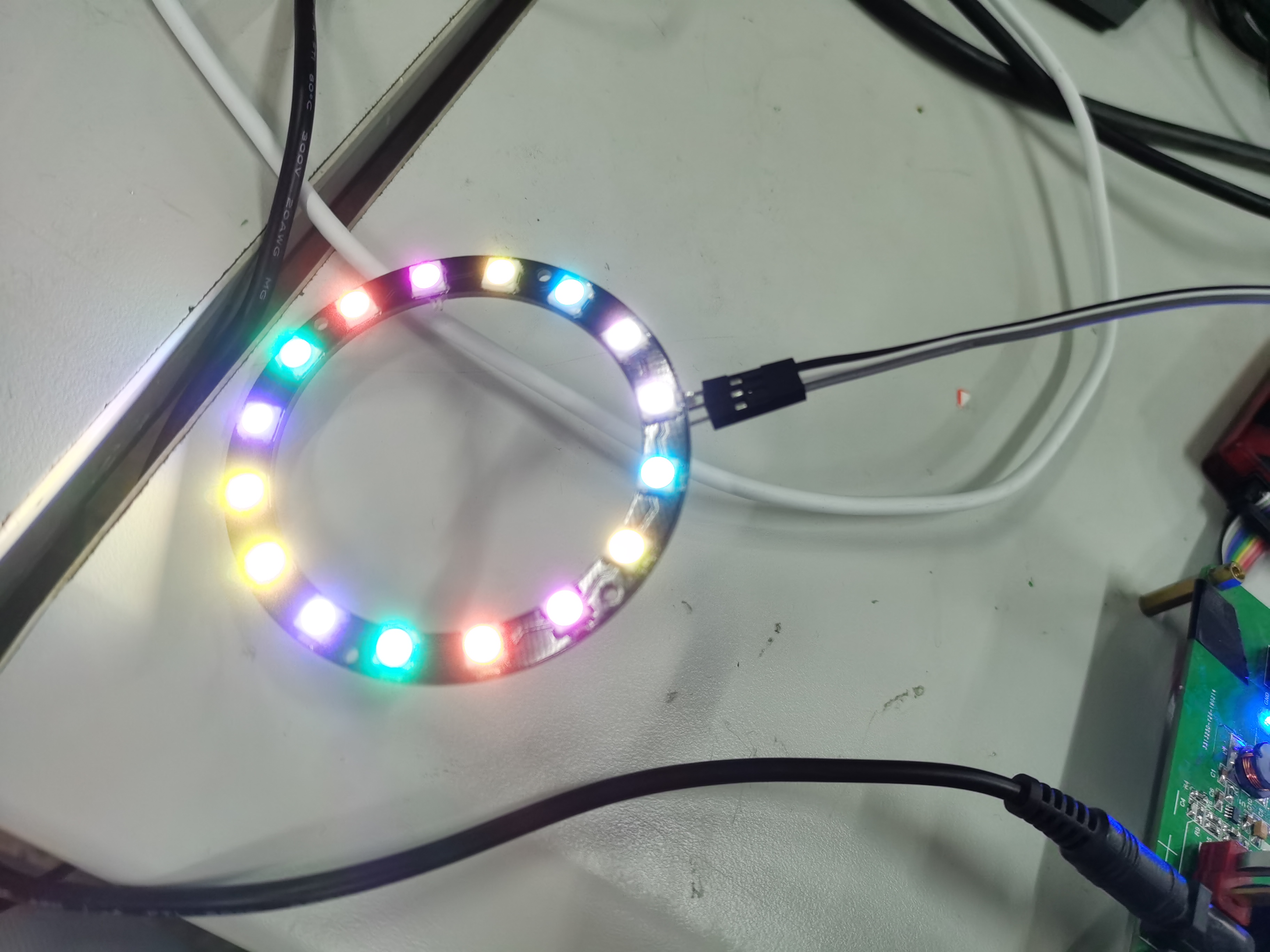 WS2812B-LED环形灯控制（FPGA）_环形灯控制电路-CSDN博客