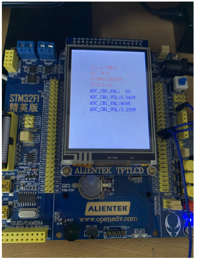 基于QT5.8+STM32F103的电压采集和实时电压数据的动态显示实例（一）_电压实时显示曲线-CSDN博客