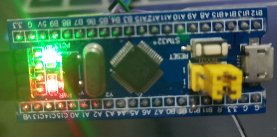 Bluetooth(HC)与STM32的连接通讯（在手机端通过蓝牙控制STM32板子小灯）_stm32蓝牙模块-CSDN博客