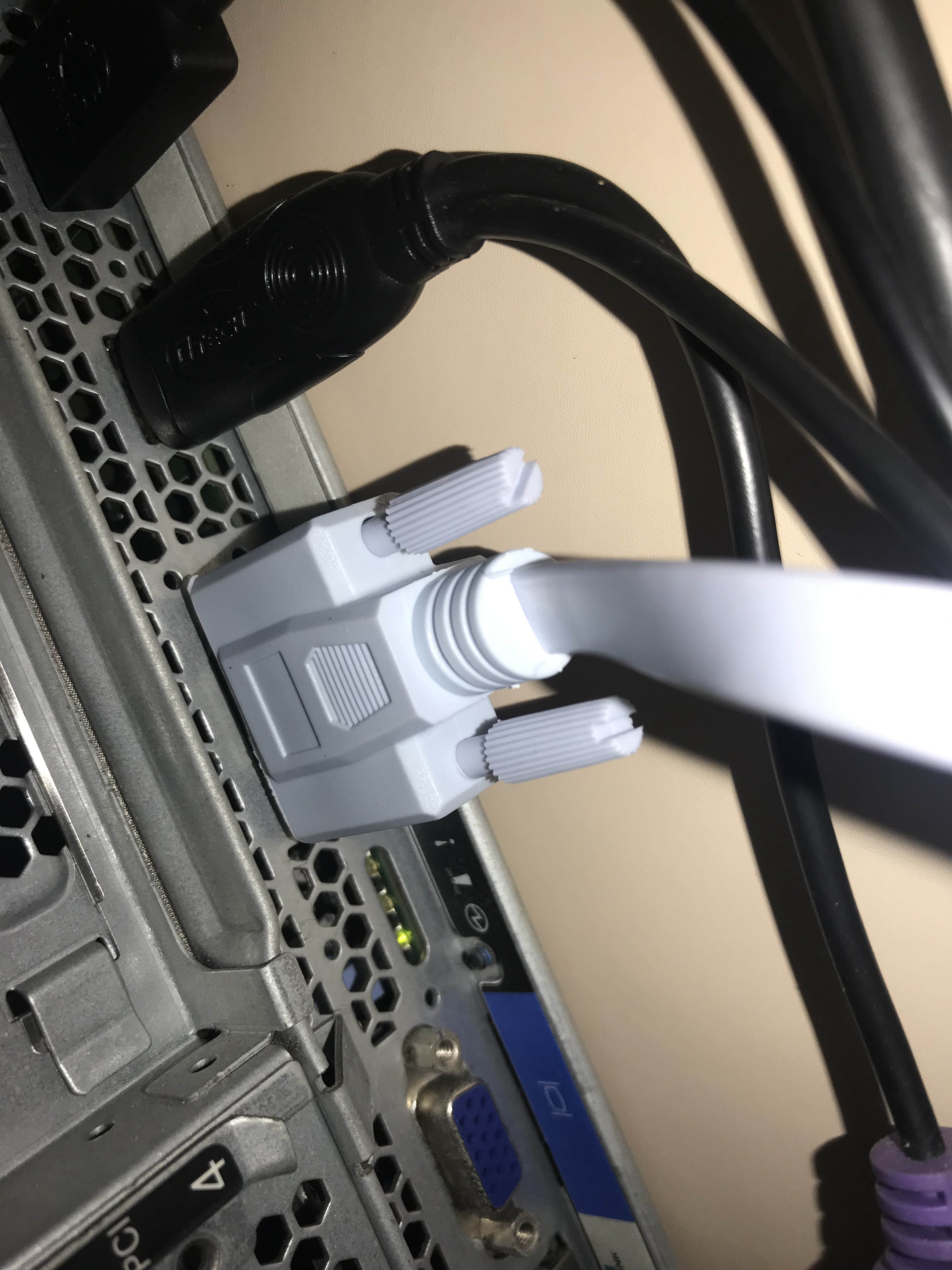 Cisco设备如何通过console口连接计算机并对设备进行配置_cisco 最新console口-CSDN博客