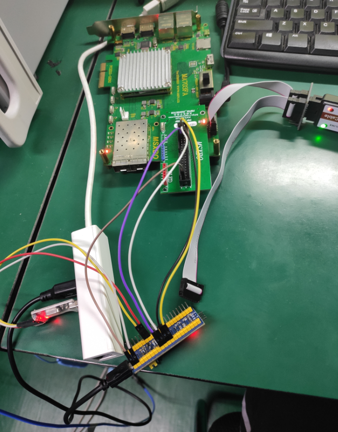 【程序】Xilinx FPGA将DDR3内存转换为W25Q256的SPI接口，供STM32单片机调用，产生容量为256MB的USB U盘设备_25q32通过usb -tll写入数据-CSDN博客