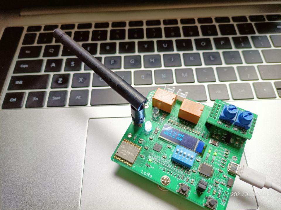 STM32—ADC（直接采集、双通道DMA采集） Day6_3.5mm stm32 adc 采集-CSDN博客