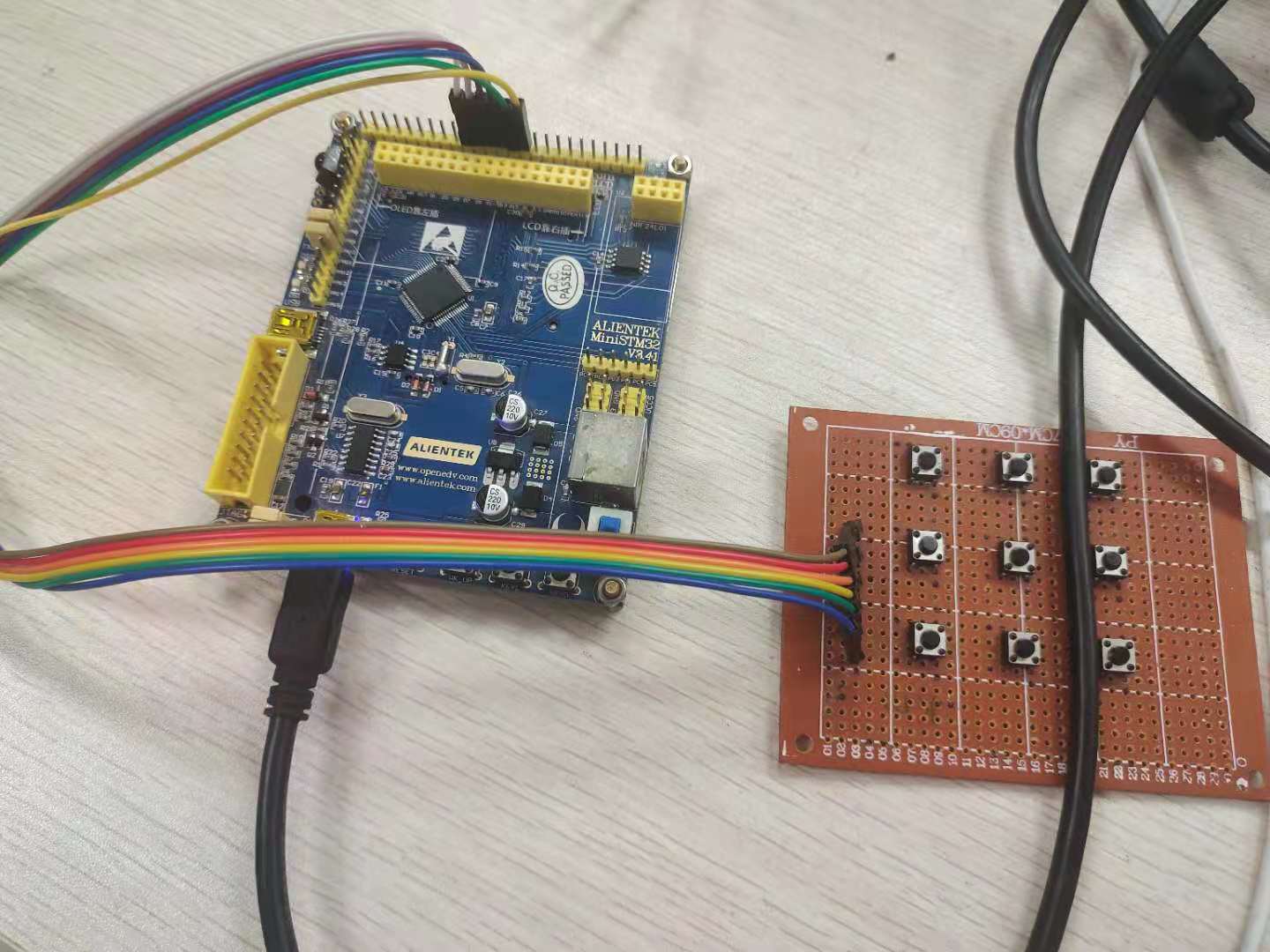 STM32之3*3矩阵键盘_3×3矩阵键盘stm32-CSDN博客