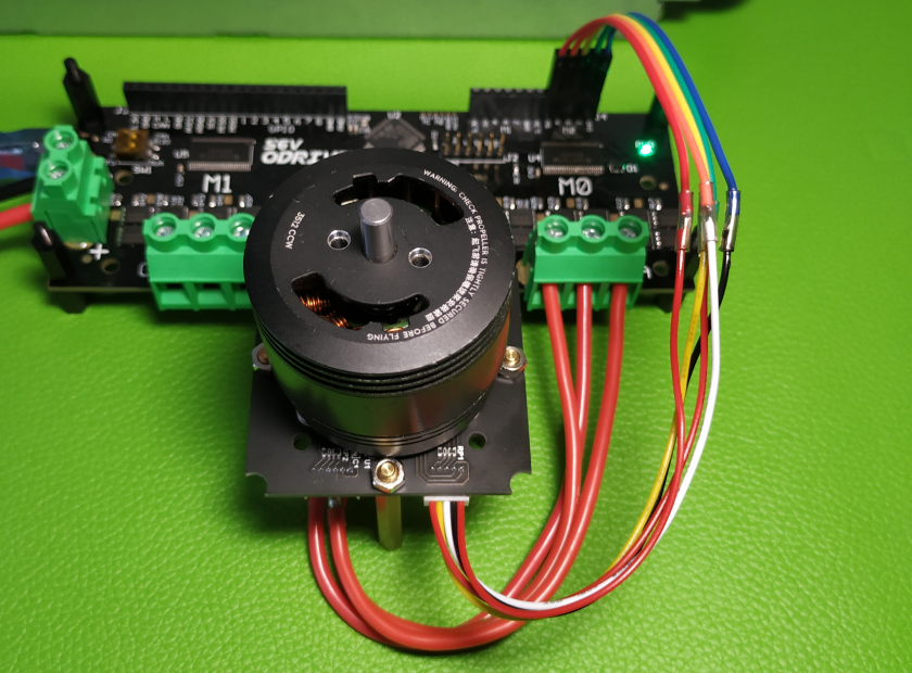 ODrive踩坑（二）3508电机和TLE5012B磁编码器参数配置、校准、位置闭环模式转动电机（TLE5012B-E1000）_odrive 极对数-CSDN博客