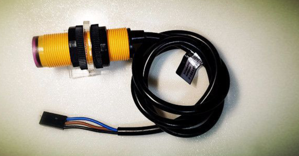 基于STM32将E18-D80NK和舵机一起联动_e18-d80nk与stm32f103c8t6连接-CSDN博客