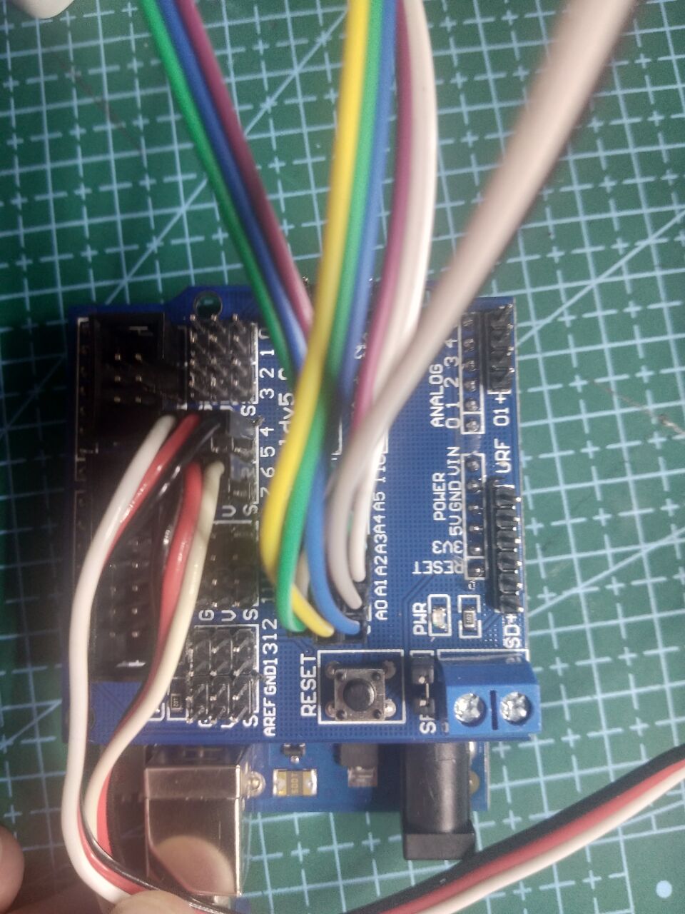 Arduino双轴光敏寻光实验_四个光敏电阻组合-CSDN博客