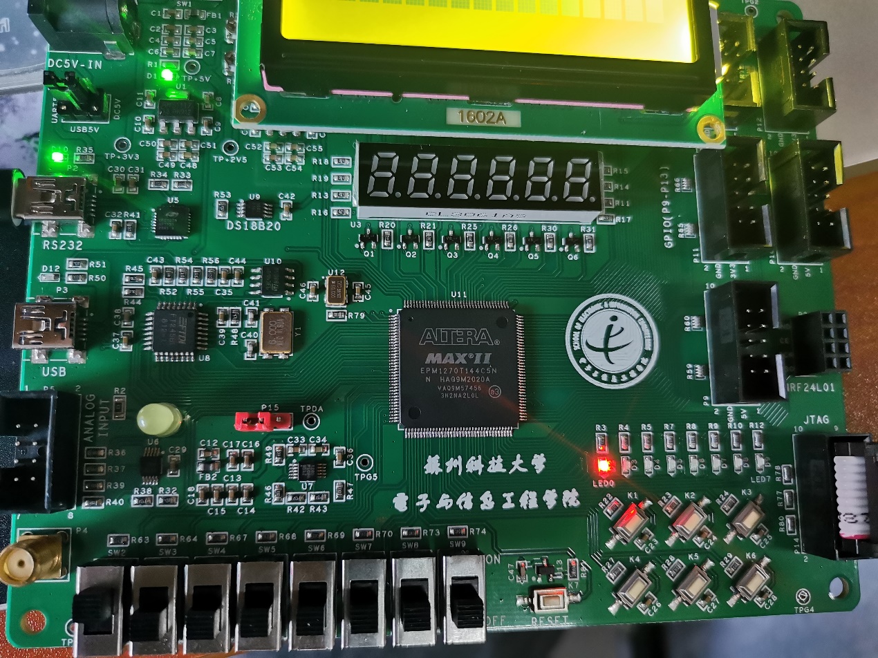 【数字系统】时序逻辑电路设计：异步复位D触发器/十进制计数器/分频器 Quartus II 环境/Verilog HDL语言/编程+仿真+开发板/FPGA/CPLD/EDA_异步复位仿真图 ...