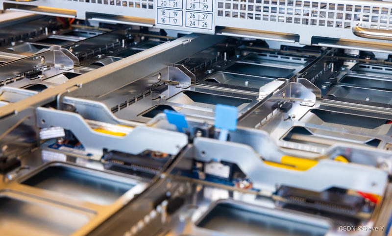 OCP 2023：Gigabyte展出基于ORV3(开放机架规范) TO24 JD1 Broadcom SAS4 2OU JBOD_orv3 ...