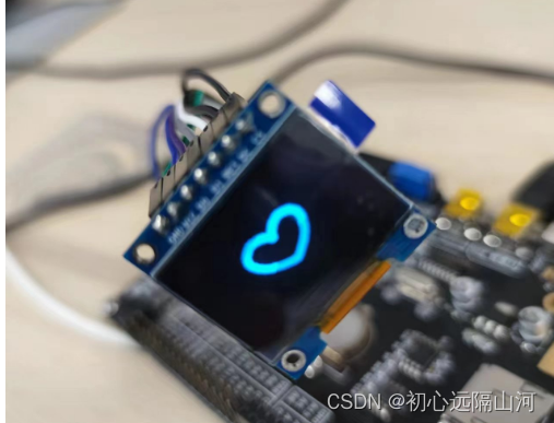 STM32-SPI驱动7针脚OLED,显示中文，字符串，数字，图片。_7针oled显示屏电路图-CSDN博客