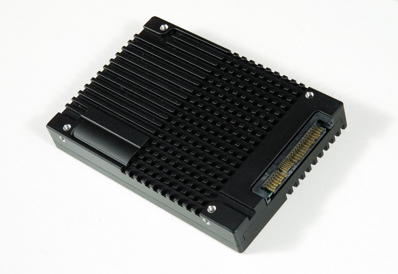 下一代企业级SSD设计规范EDSFF详解_edsff接口-CSDN博客