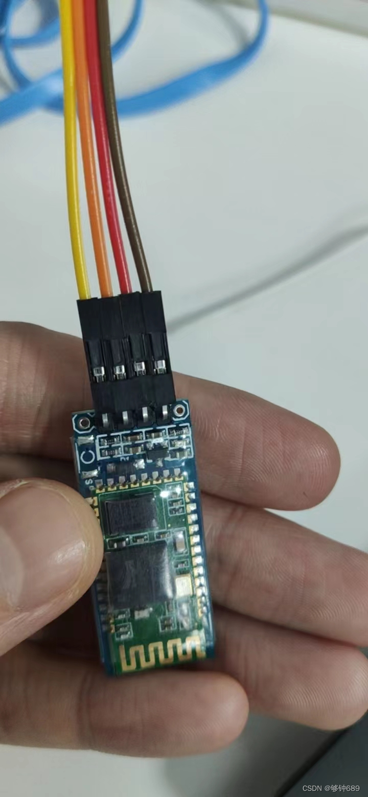 HC06蓝牙模块来点亮stm32GPIO口外设(以点亮三个LED灯为例)_stm32与hc06蓝牙模块-CSDN博客