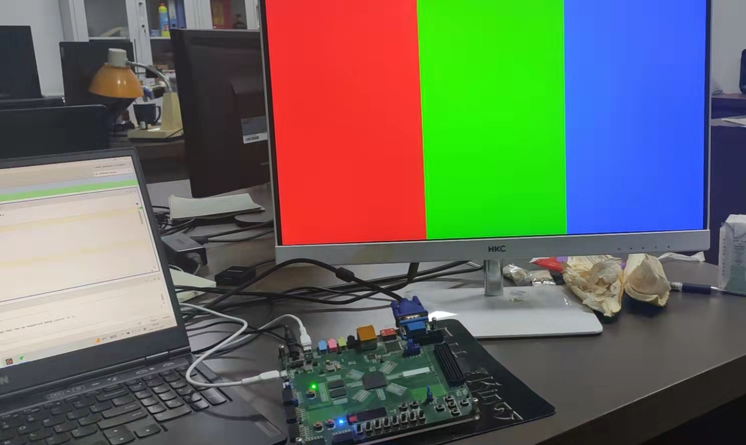 ZYNQ：zedboard开发板的 VGA彩条显示实验-CSDN博客