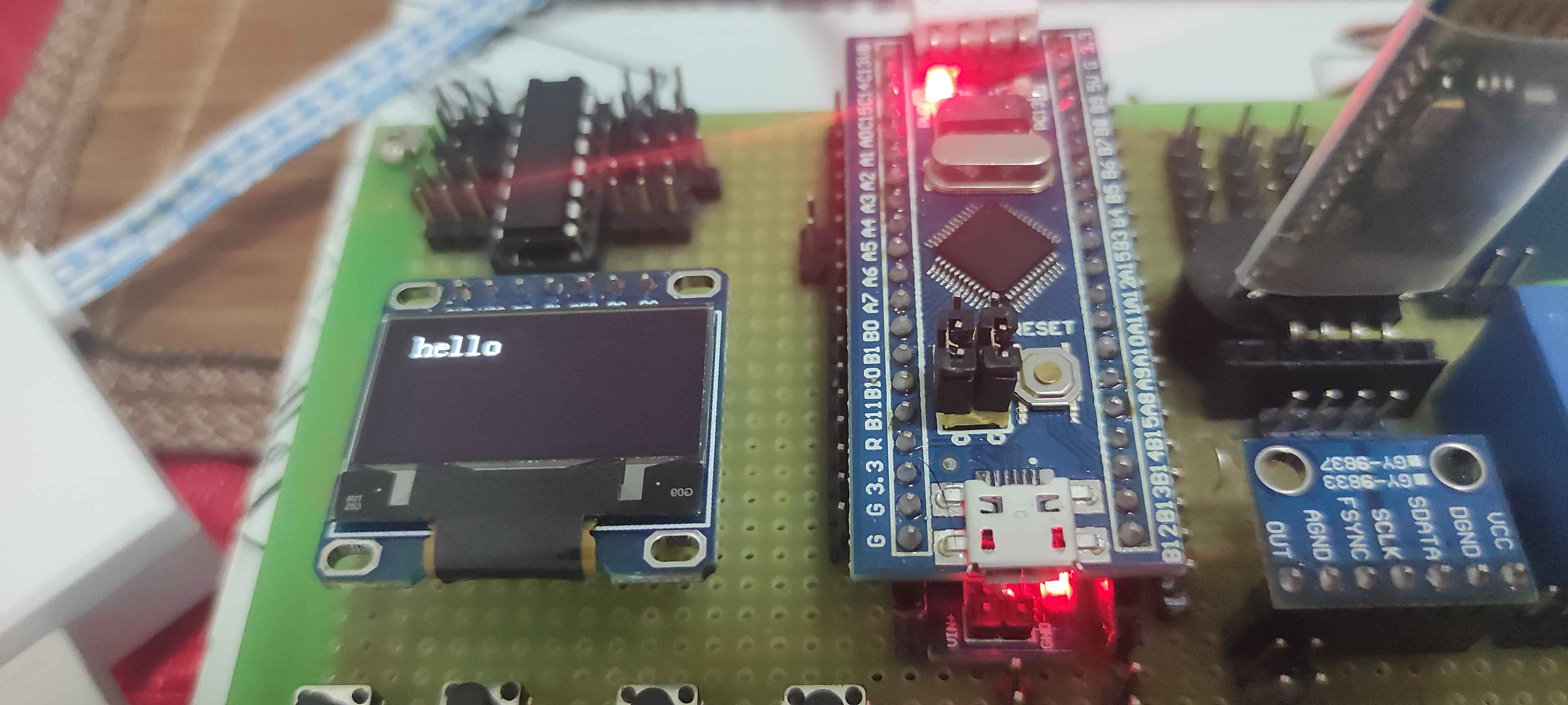 stm32f103利用HC06进行蓝牙通信，在7针的OLED屏幕上显示，带数据更新功能（带超详细讲解）-EW帮帮网