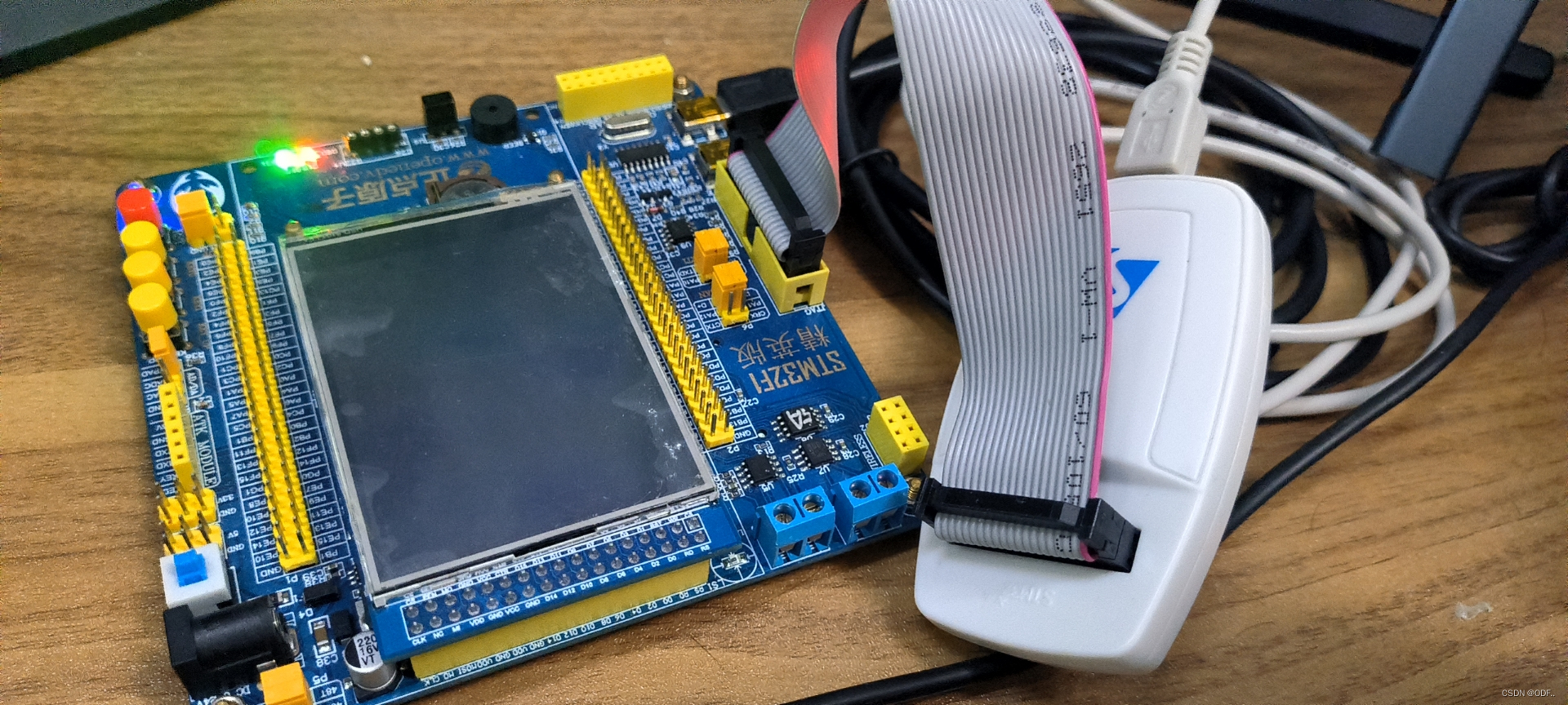 STM32 （二）点亮LED灯_stm32彩灯点亮优点和不足-CSDN博客