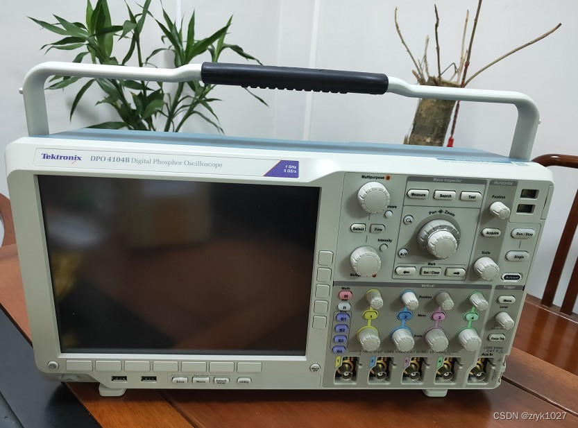 泰克Tektronix DPO4104B示波器_tektronix mso4104b 怎么通过按键调试time scale-CSDN博客