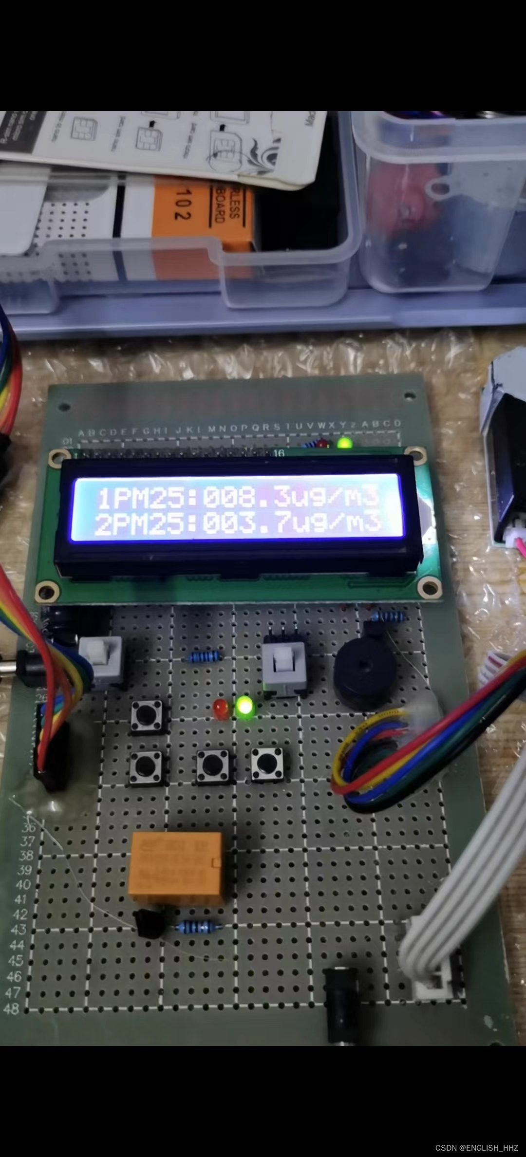 157、基于51单片机两路环境粉尘检测PM2.5加两个风扇4个LED灯报警设计(程序+原理图+Proteus仿真+参考论文+开题报告+设计资料+元器件清单等)_51单片机pm2.5传感器风机 ...