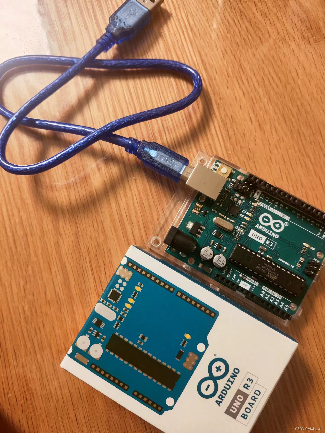 Arduino UNO R3 正版使用体验（1）_意大利uno板和国产-CSDN博客