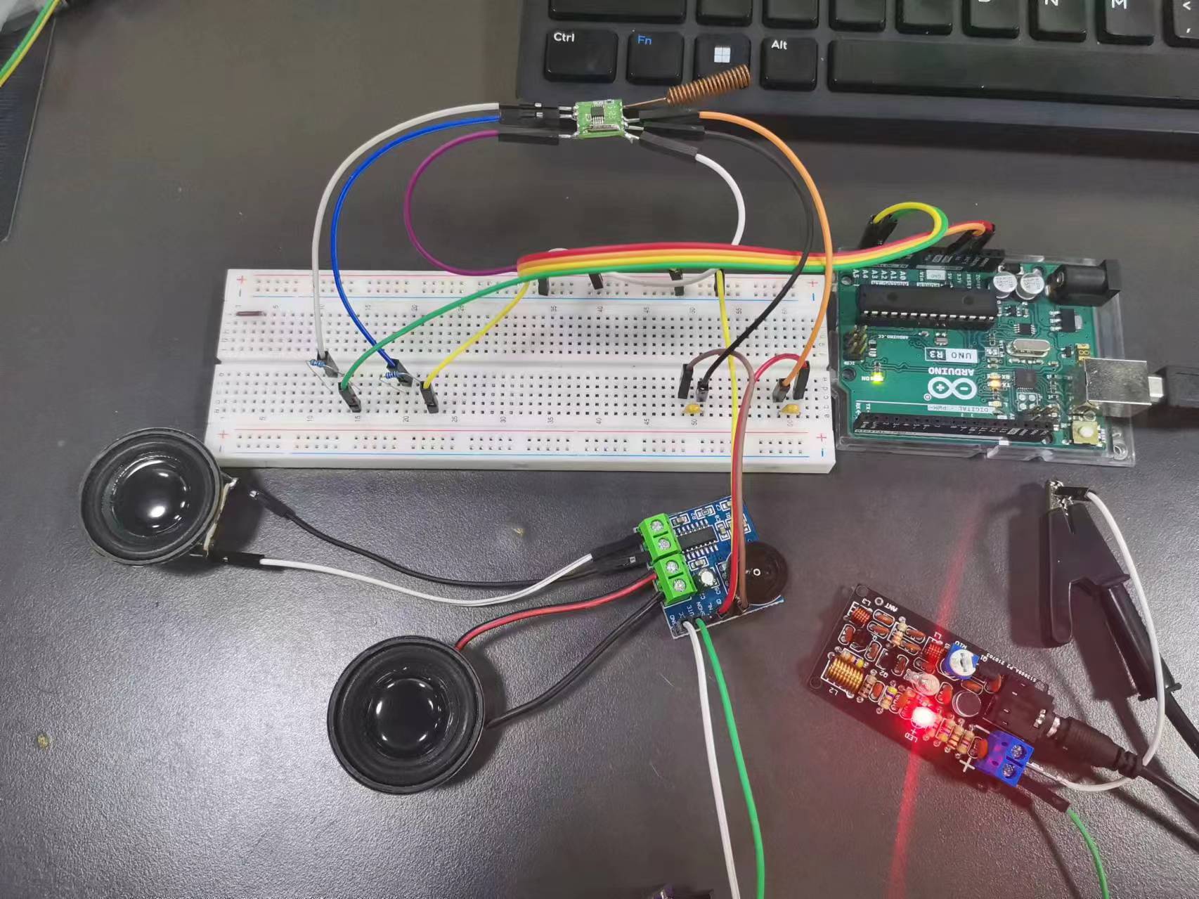 基于Arduino UNO的RDA5807M FM收音机调频教程_手机app控制5807m单片收音机-CSDN博客