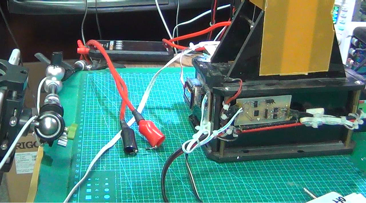 基于ADuC845的电压电流显示模块-CSDN博客