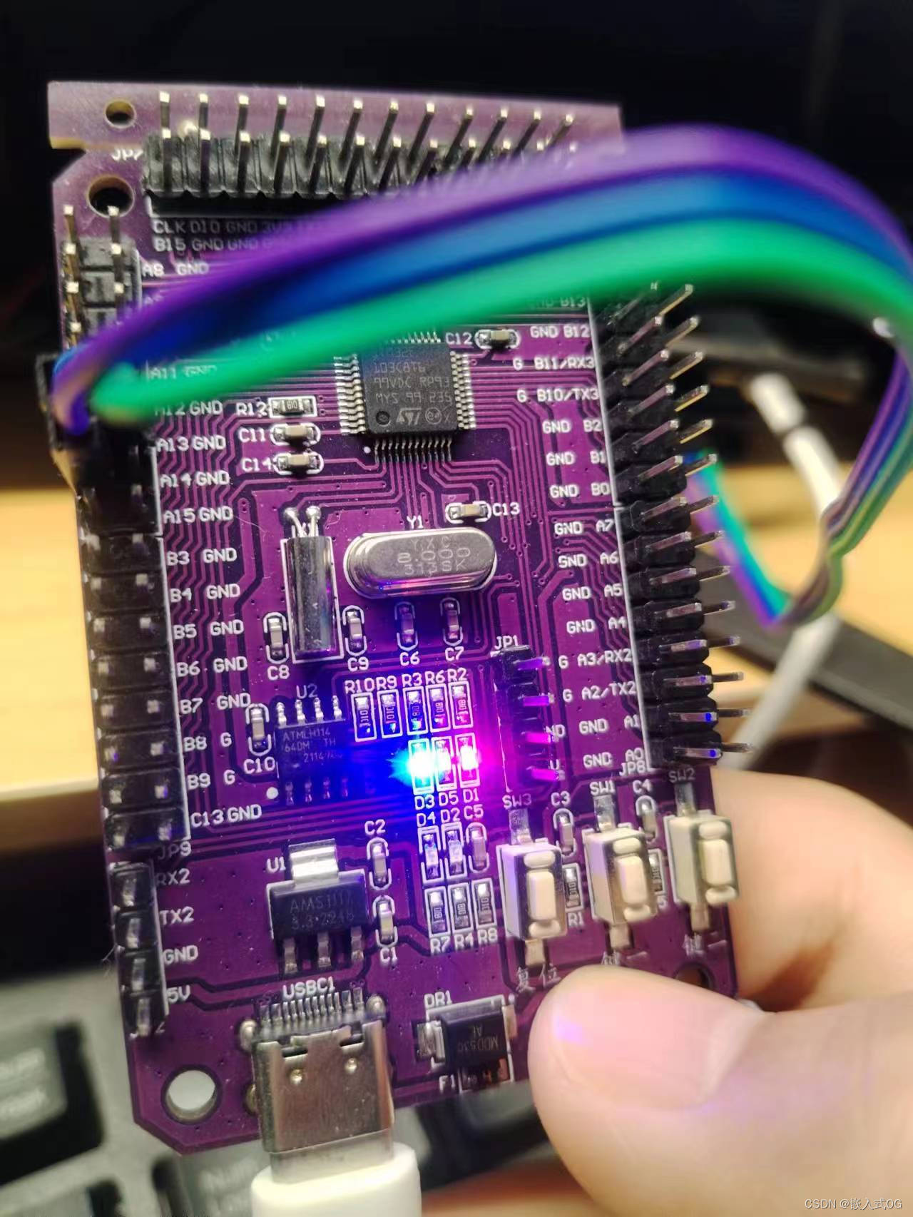 嵌入式-stm32-hal库通过GPIO点LED灯_sys中serial wire是什么-CSDN博客