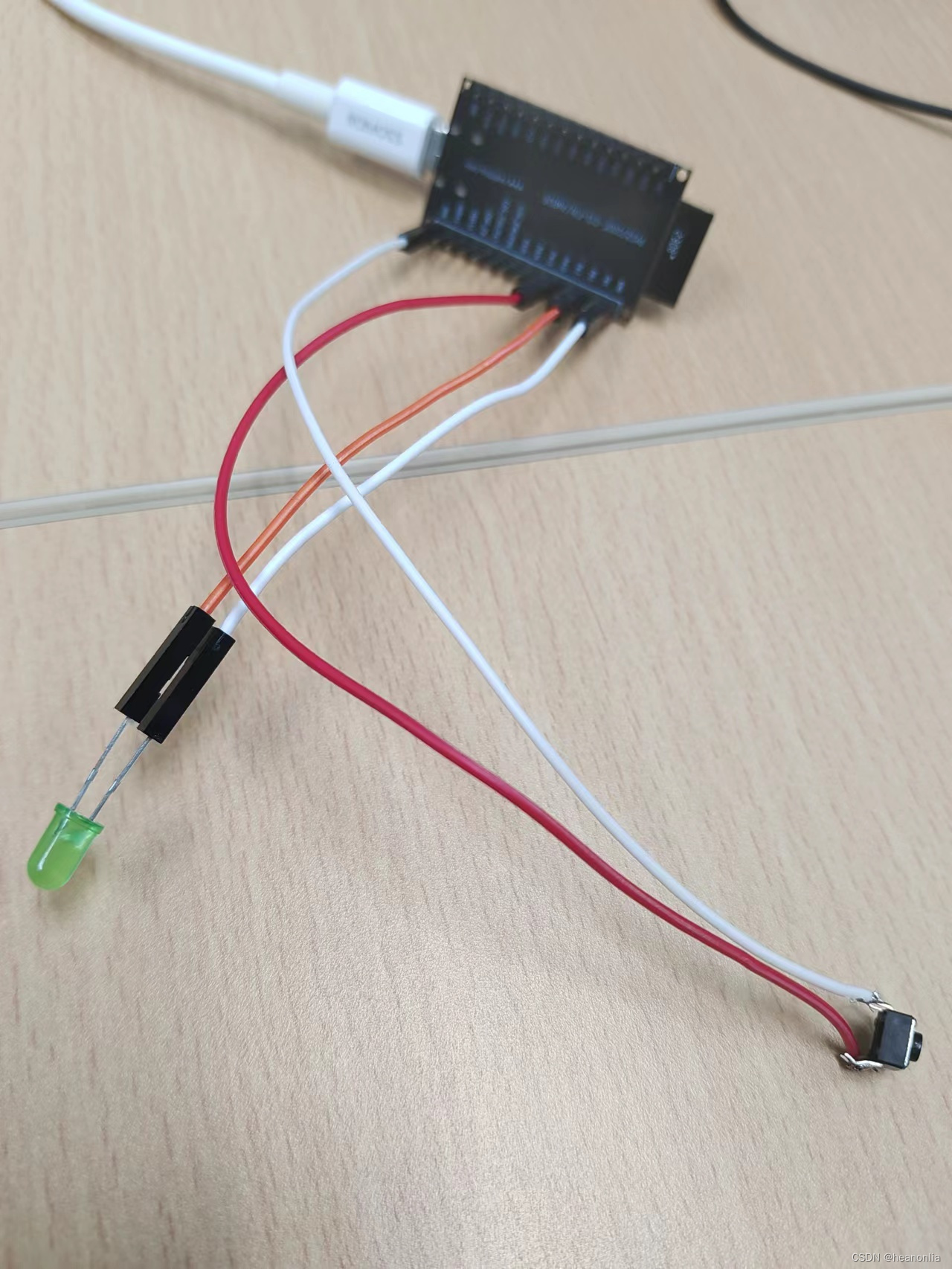 使用PKE8720DF-C13-F10（AMB26）开发板——按键控制LED长亮长灭_pke硬件-CSDN博客