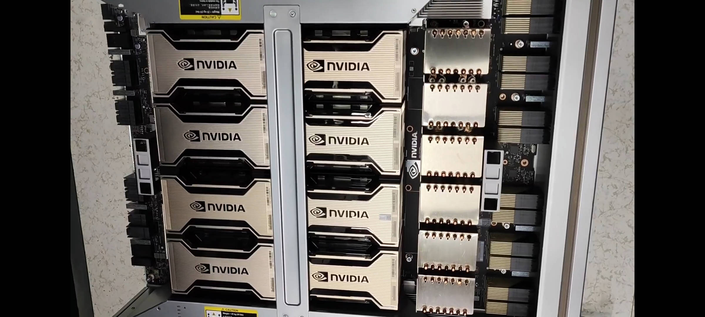 A800 GPU：PCIe单卡与NVLink 8卡模组差异及适用场景分析 -猿界算力租赁_pcie和nvlink差距-CSDN博客