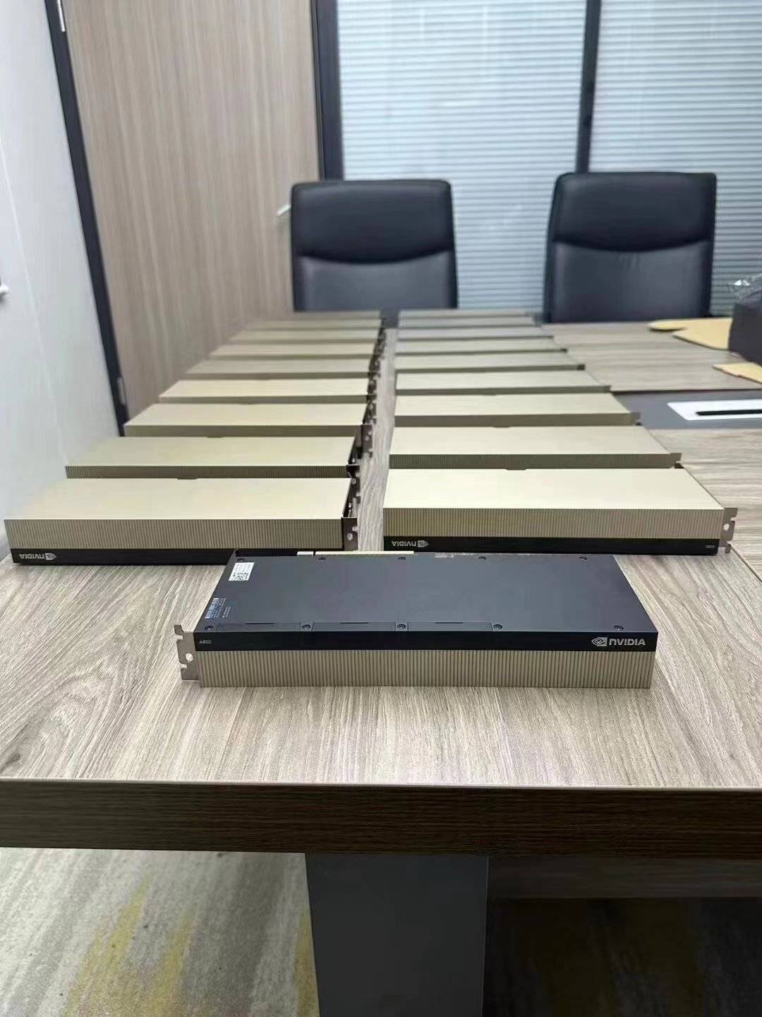 A800 GPU：PCIe单卡与NVLink 8卡模组差异及适用场景分析 -猿界算力租赁_pcie和nvlink差距-CSDN博客