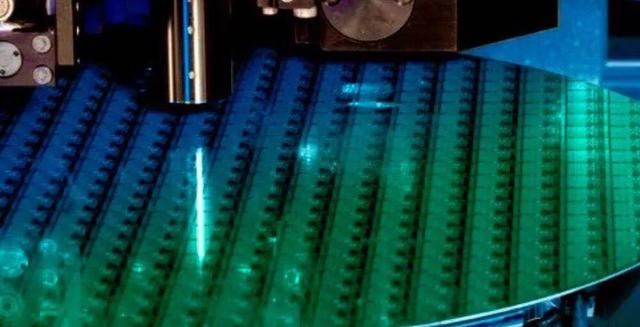 晶圆缺陷检测设备_KLA突破电子束晶圆缺陷检测瓶颈，将助EUV光刻机一臂之力_App Growing的博客-CSDN博客