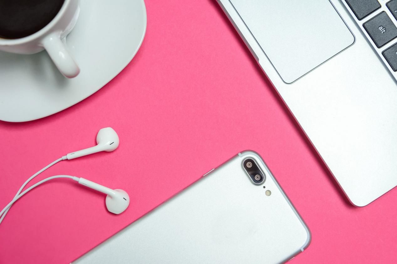 自然语言处理中的词嵌入模型：Word2Vec与BERT对比研究_asm2vec+bert-CSDN博客