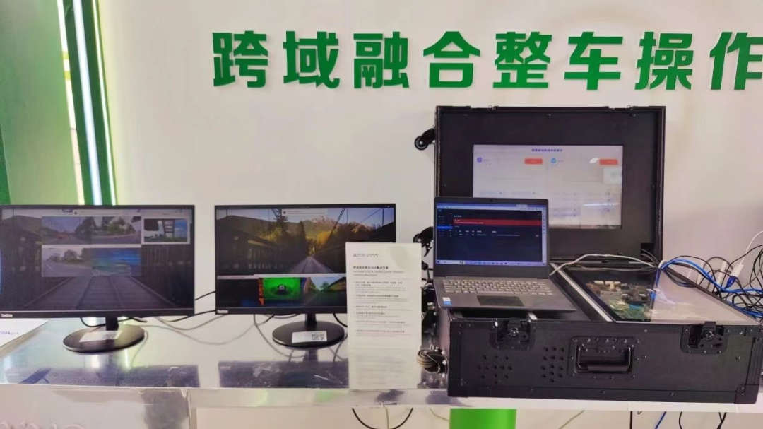 首发高通8775舱驾一体软件平台，这家软件厂商如何抢跑整车OS？_高通8775芯片算力-CSDN博客