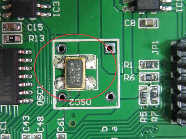 ad10 pcb增加图形丝印_阿昆聊PCB设计中丝印尺寸大小与位置要求的经验分享_何志高的博客-CSDN博客